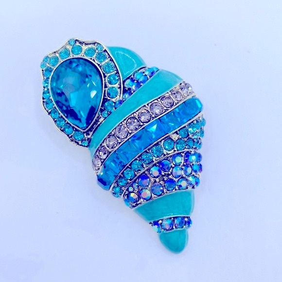 Jewelry | Stunning Rhinestone Enamel Conch Seashell Brooch | Poshmark
